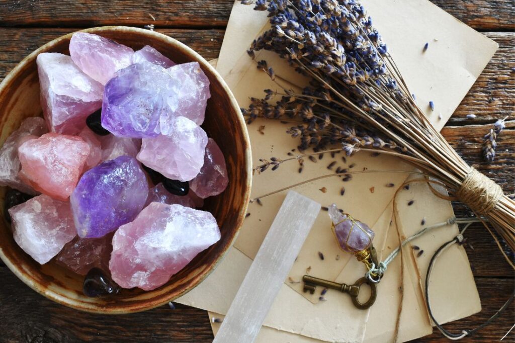 The Fascinating Facts About Quartz: Everything You Need to Know - Facts ...