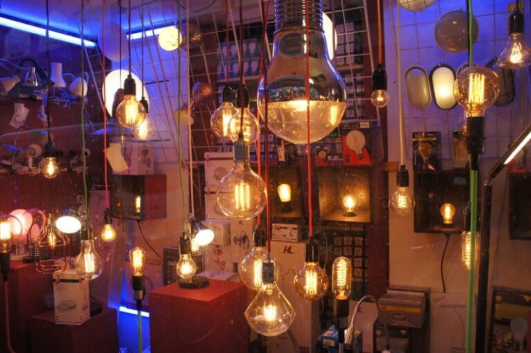 10 Fascinating Facts About Light Bulbs You Didn't Know - Facts Vibes